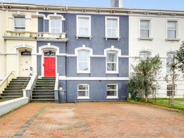 2 bedroom penthouse to rent