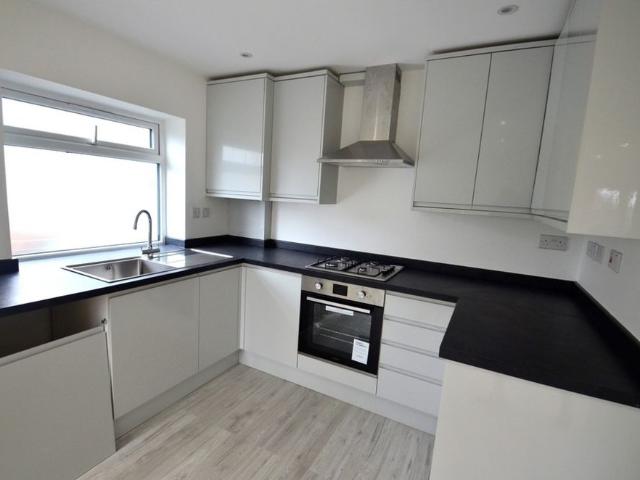 2 bedroom Penthouse to rent