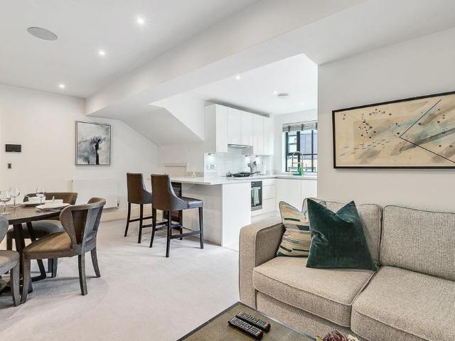 2 bedroom penthouse to rent