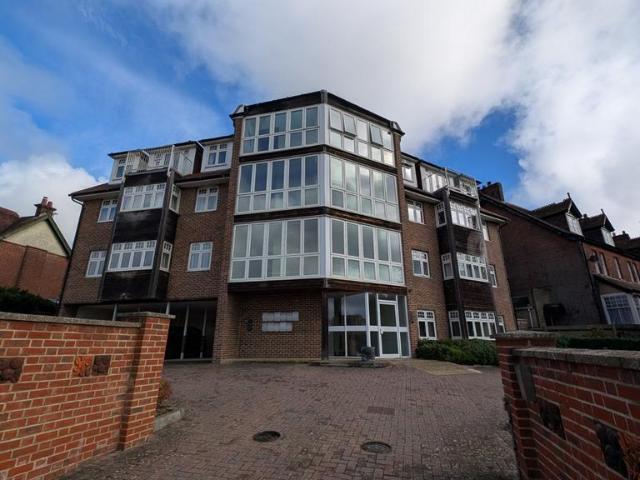 2 bedroom penthouse to rent