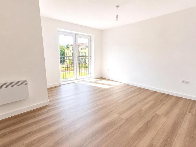 2 bedroom penthouse to rent