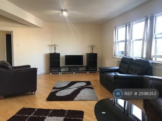 2 bedroom penthouse to rent
