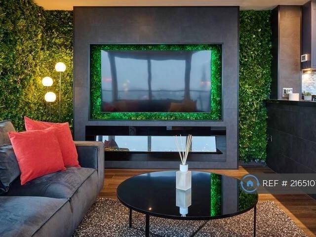 2 bedroom penthouse to rent