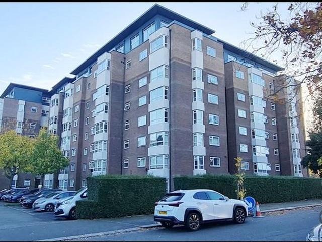 2 bedroom penthouse to rent
