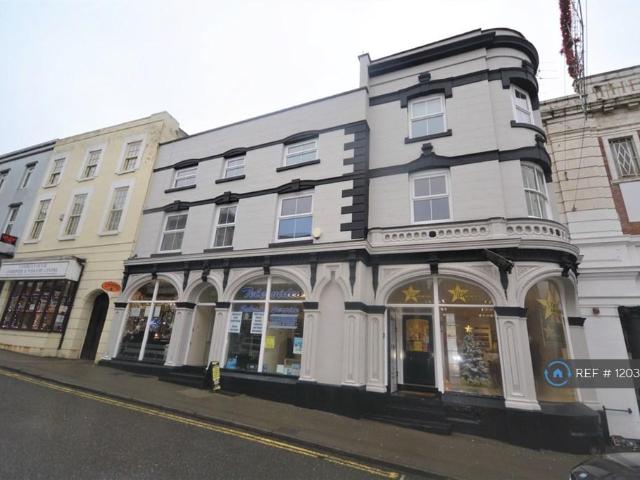 2 bedroom penthouse to rent