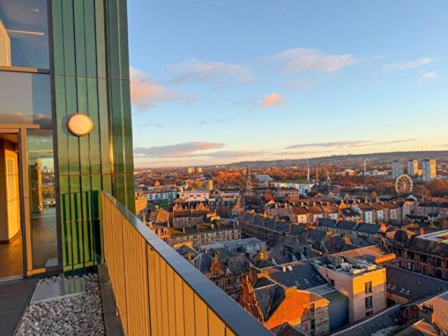 2 Bedroom Penthouse To Rent In Candleriggs, Glasgow, G1