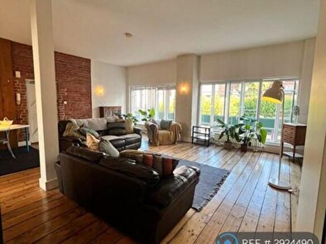 2 Bedroom Penthouse To Rent In The Ribbon Factory, Coventry, CV1