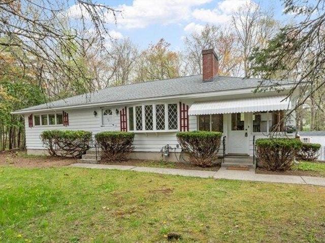2 bedroom, Pepperell MA 01463 LS102779937