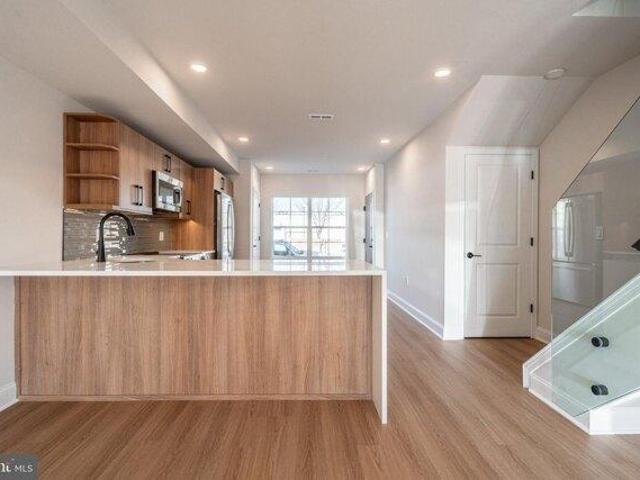 2 bedroom, Philadelphia PA 19131 104899037