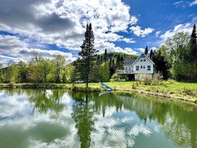 2 bedroom, Pittsburg NH 03592 104010852