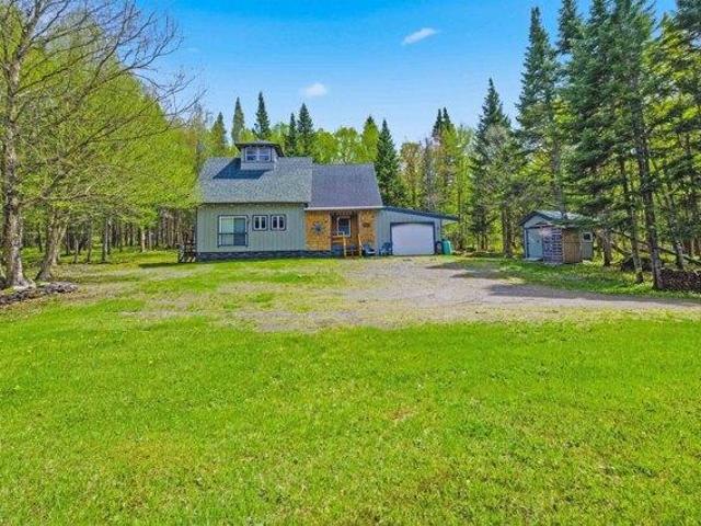 2 bedroom, Pittsburg NH 03592 104690959