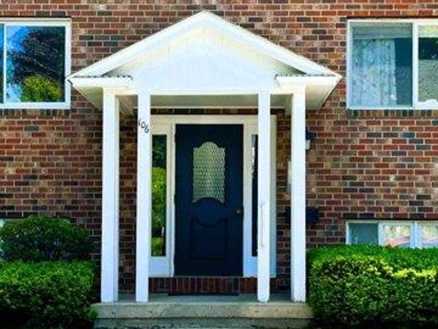 2 bedroom, Pittsfield MA 01201 103774010