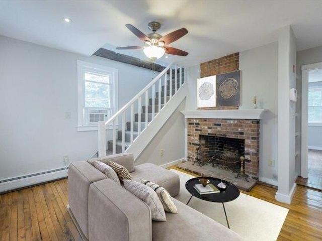 2 bedroom, Plymouth MA 02360 104010971