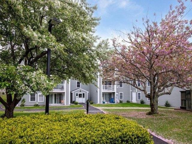 2 bedroom, Plymouth MA 02360 105082027
