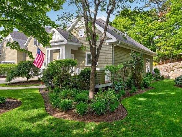 2 bedroom, Plymouth MA 02360 105109350