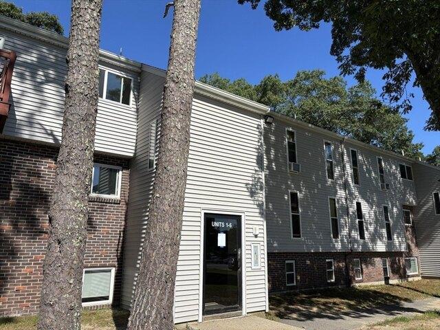 2 bedroom, Plymouth MA 02360 105116107