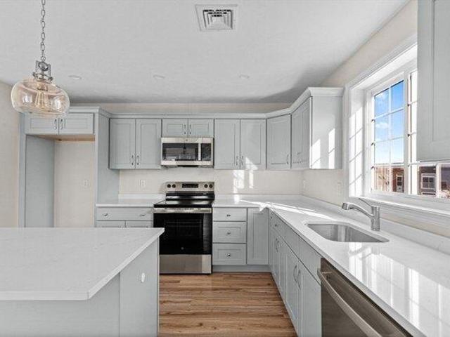 2 bedroom, Plymouth MA 02360 105122748