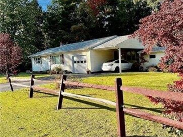 2 bedroom, Plainfield CT 06374 104688040