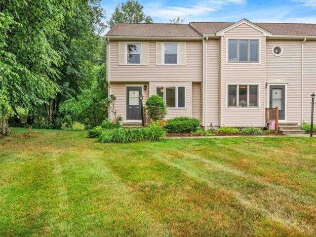 2 bedroom, Plaistow NH 03865 104792263