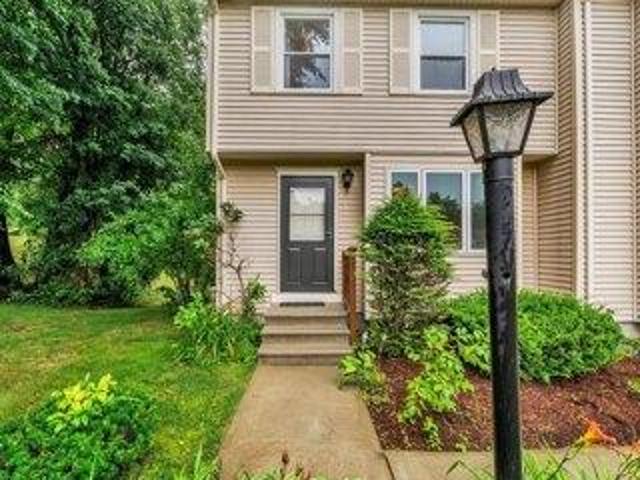 2 bedroom, Plaistow NH 03865 105116297