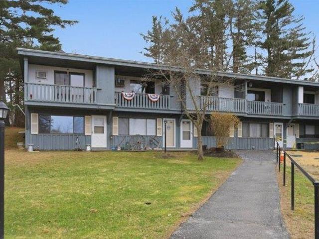 2 bedroom, Plaistow NH 03865 LS102445759