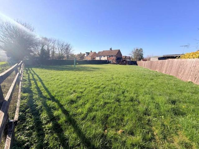 2 Bedroom Plot Commercial