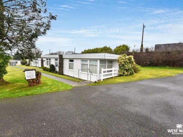2 Bedroom Property