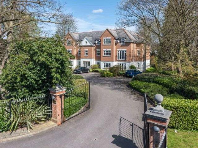 2 Bedroom Property