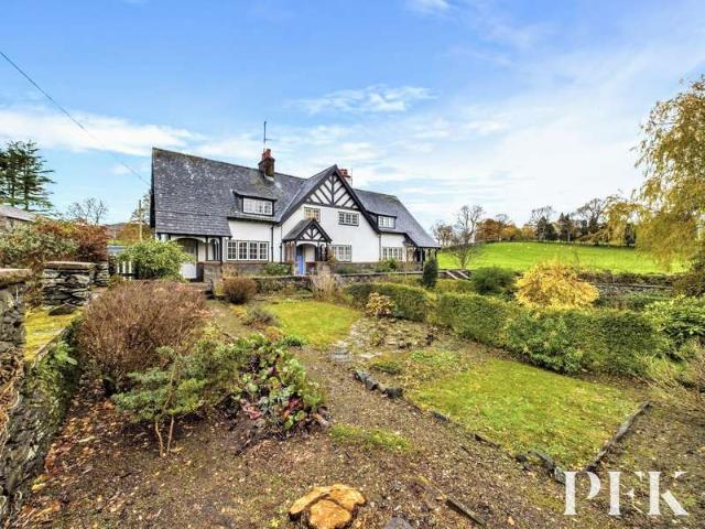 2 Bedroom Property