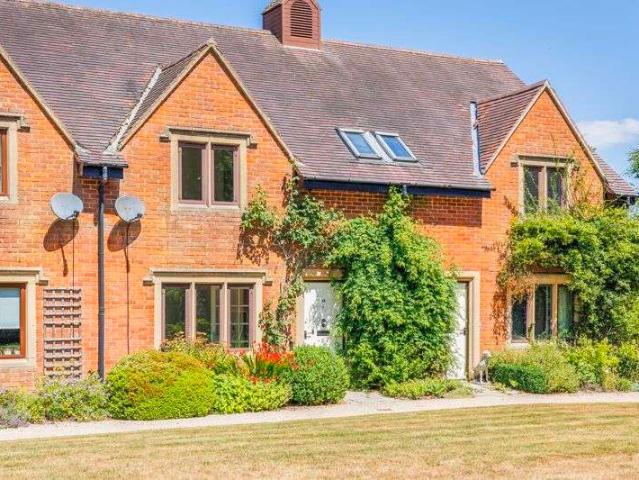 2 Bedroom Property