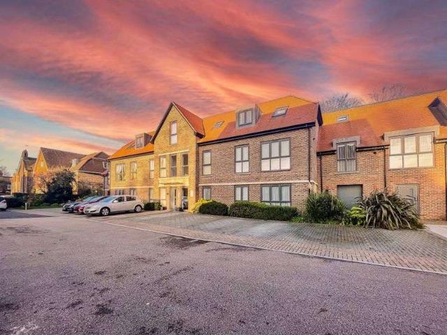 2 Bedroom Property