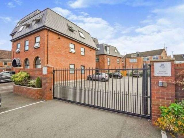 2 Bedroom Property