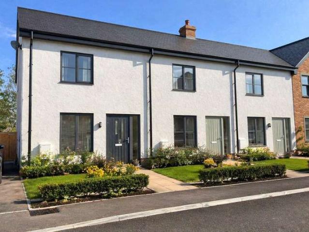 2 Bedroom Property