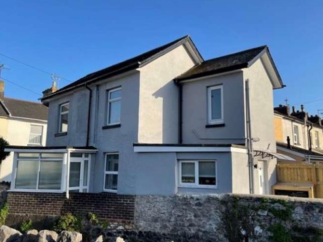 2 Bedroom Property