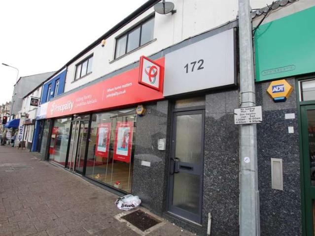 2 Bedroom Property