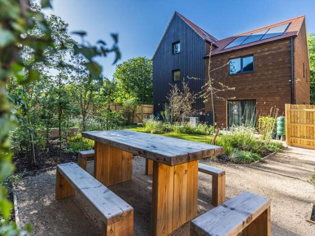 2 Bedroom Property