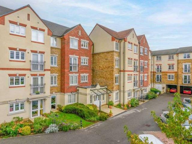 2 Bedroom Property