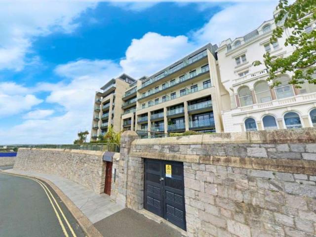 2 Bedroom Property