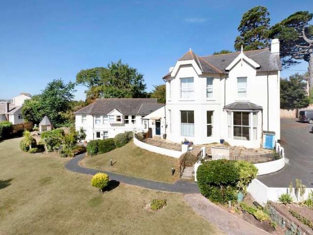 2 Bedroom Property