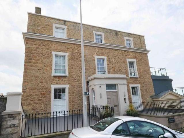 2 Bedroom Property