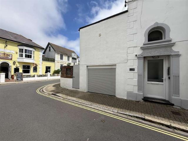 2 Bedroom Property