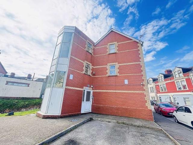 2 Bedroom Property