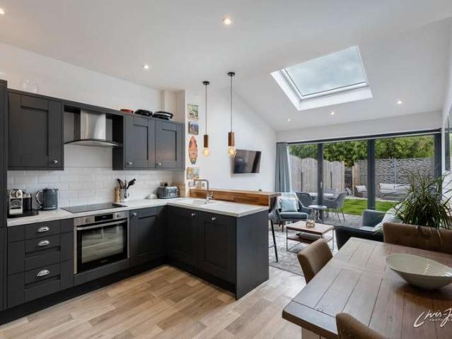 2 Bedroom Property