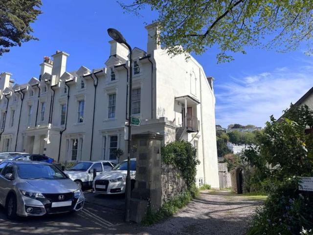 2 Bedroom Property