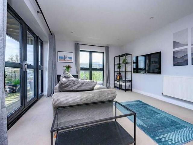 2 Bedroom Property