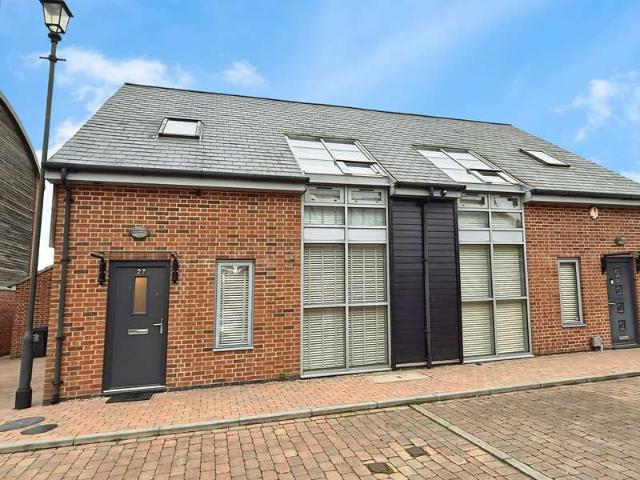 2 Bedroom Property