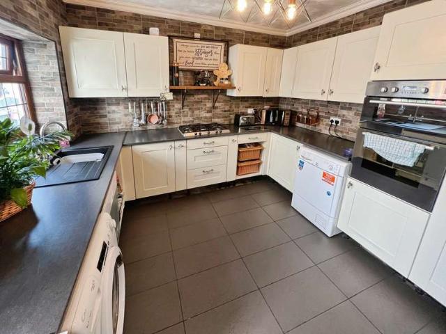 2 Bedroom Property