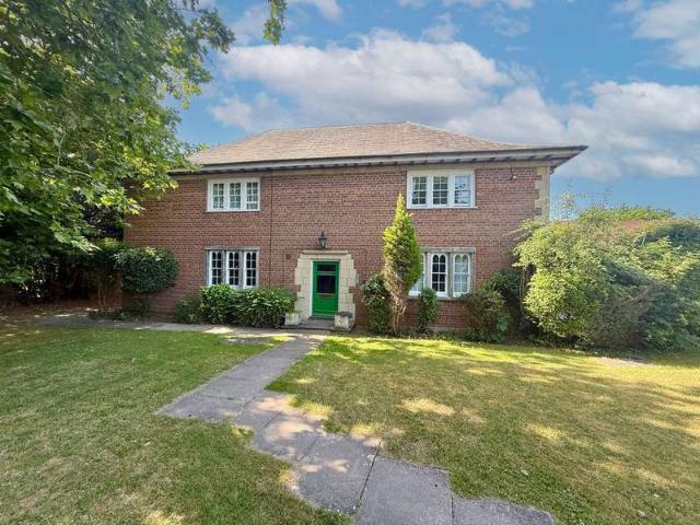 2 Bedroom Property