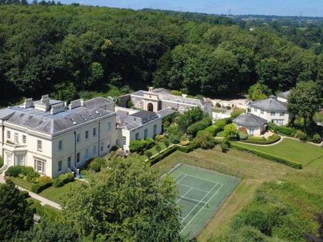 2 Bedroom Property