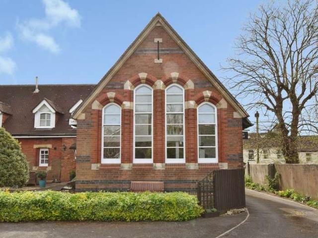 2 Bedroom Property